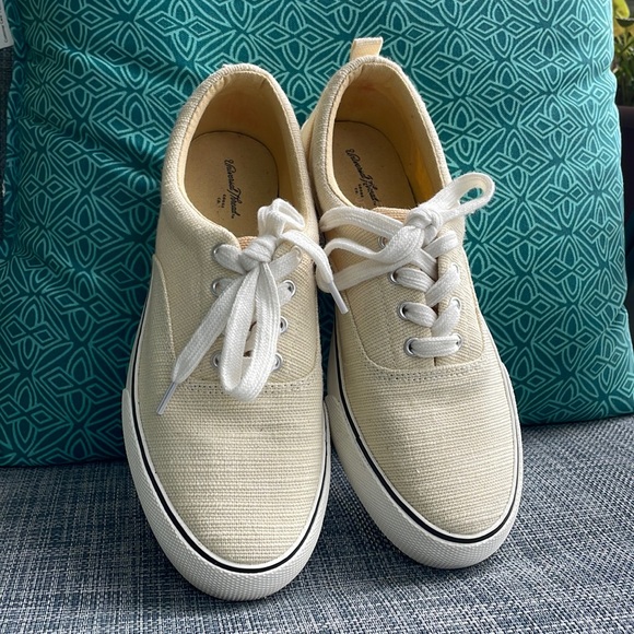 Universal Thread | Shoes | Universal Thread Sneakers | Poshmark